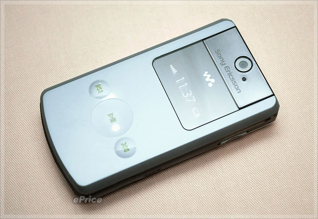 【5 月新機速報】SE W995 超人氣上架 - 手機品牌新聞 | ePrice 比價王